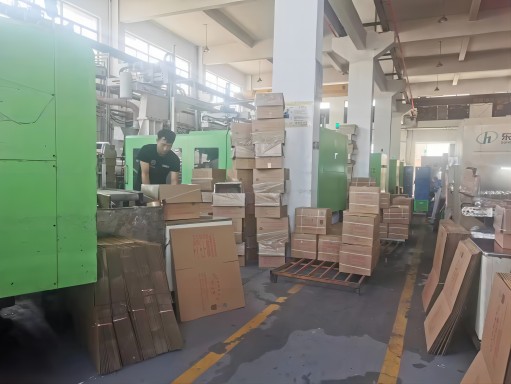 PET Bottle Preforms Wholesaler - PESTOPACK